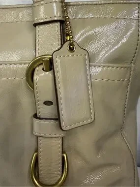 Coach | Bags | Coach Chelsie Patent Leather Tote Satchel G969f4022 ...